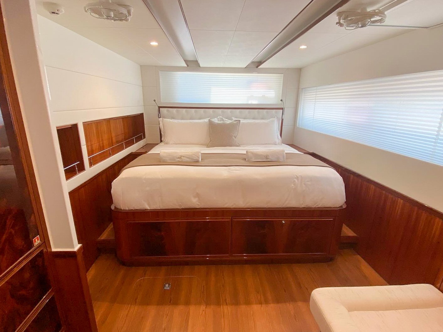 CRAZY LOVE Yacht Charter Details, HH Catamarans | CHARTERWORLD Luxury ...